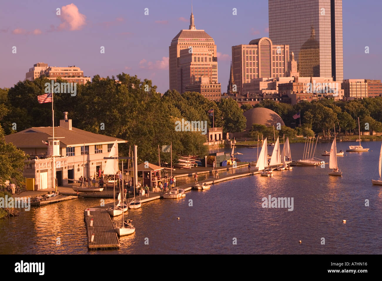 Massachusettes flag hi-res stock photography and images - Alamy