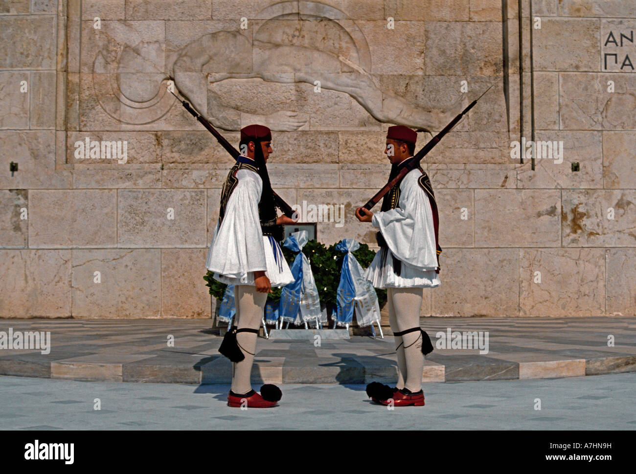 changing of the guard, Evzone of the Presidential Guard, Evzone ...