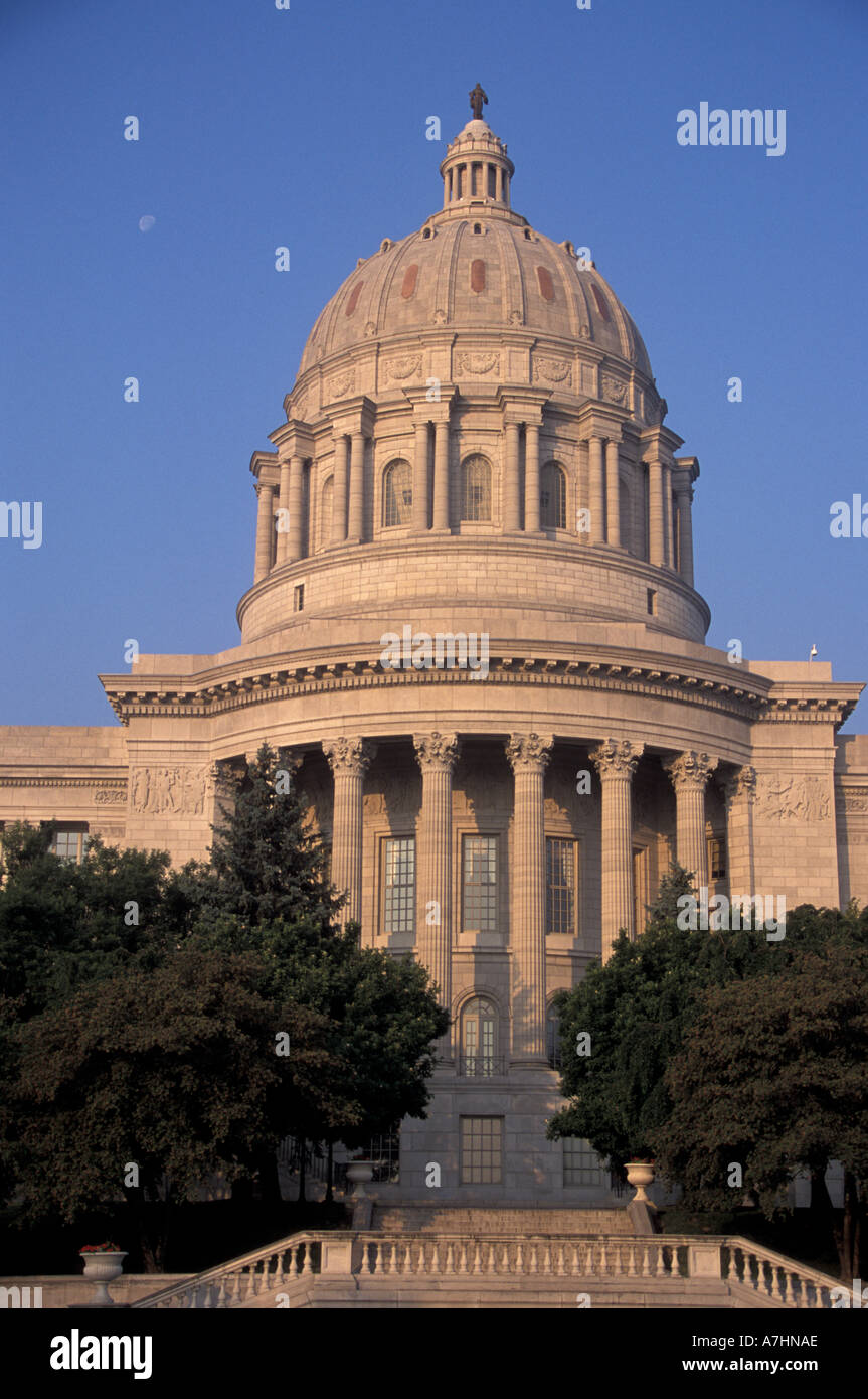 USA, Missouri, Jefferson City, St. Capitol building, 1918, Lewis and ...