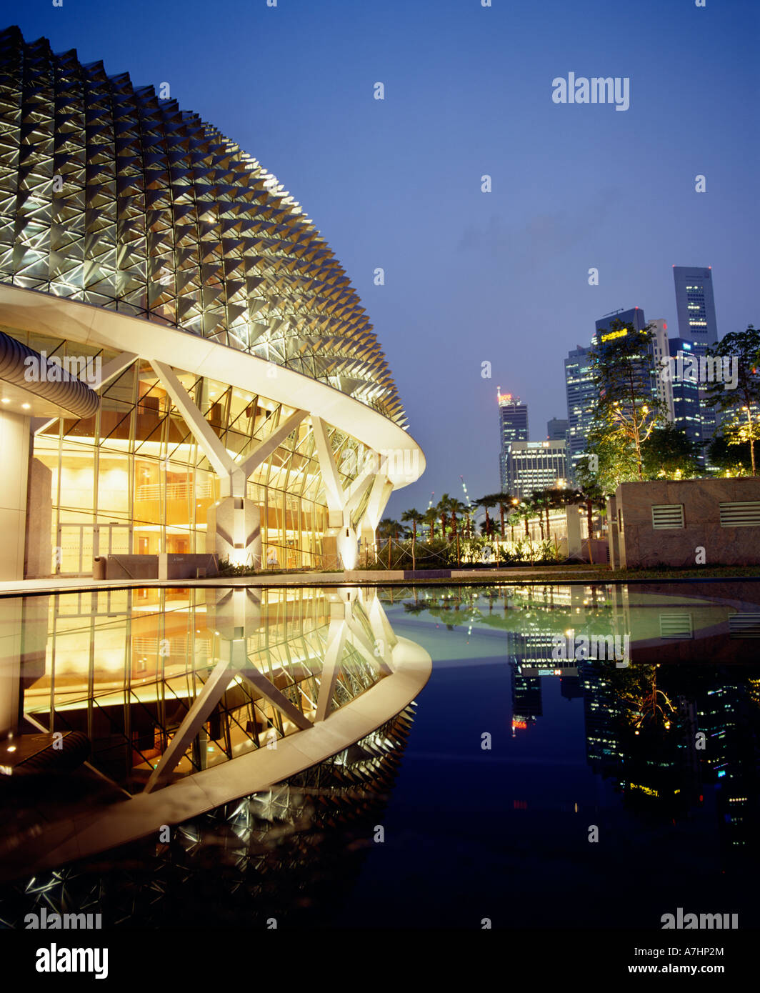 The Esplanade theatres on the bay in Singapore Stock Photo - Alamy