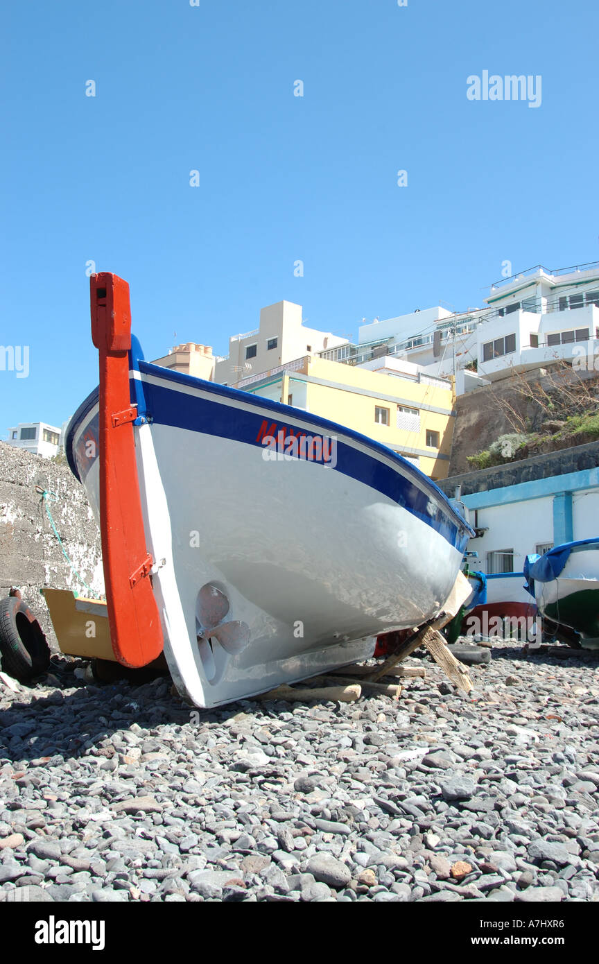 Fishing Boat Red and Blue Stock Photo - Alamy