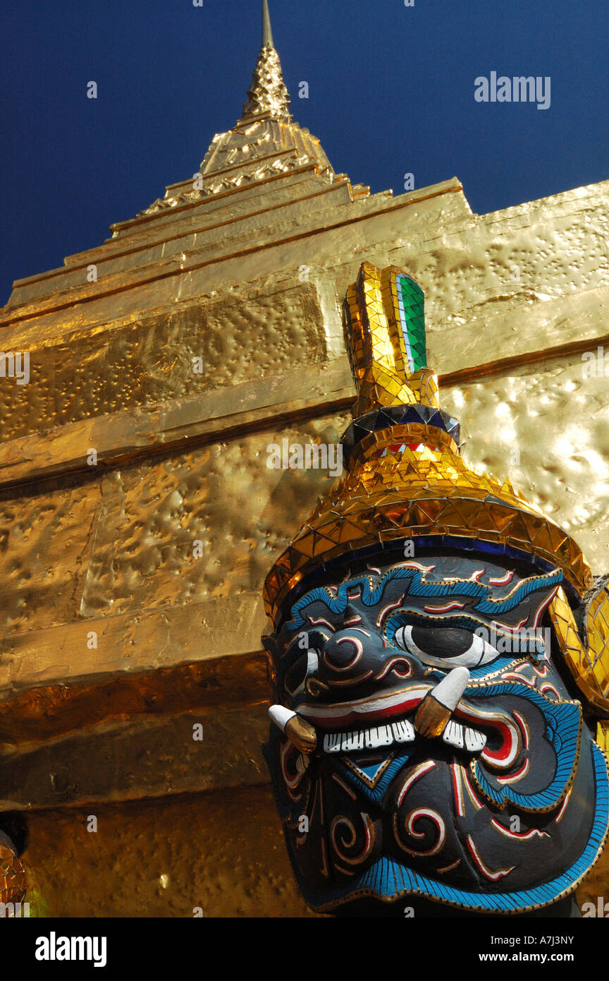 Statue of Demon Yaksha Stock Photo - Alamy