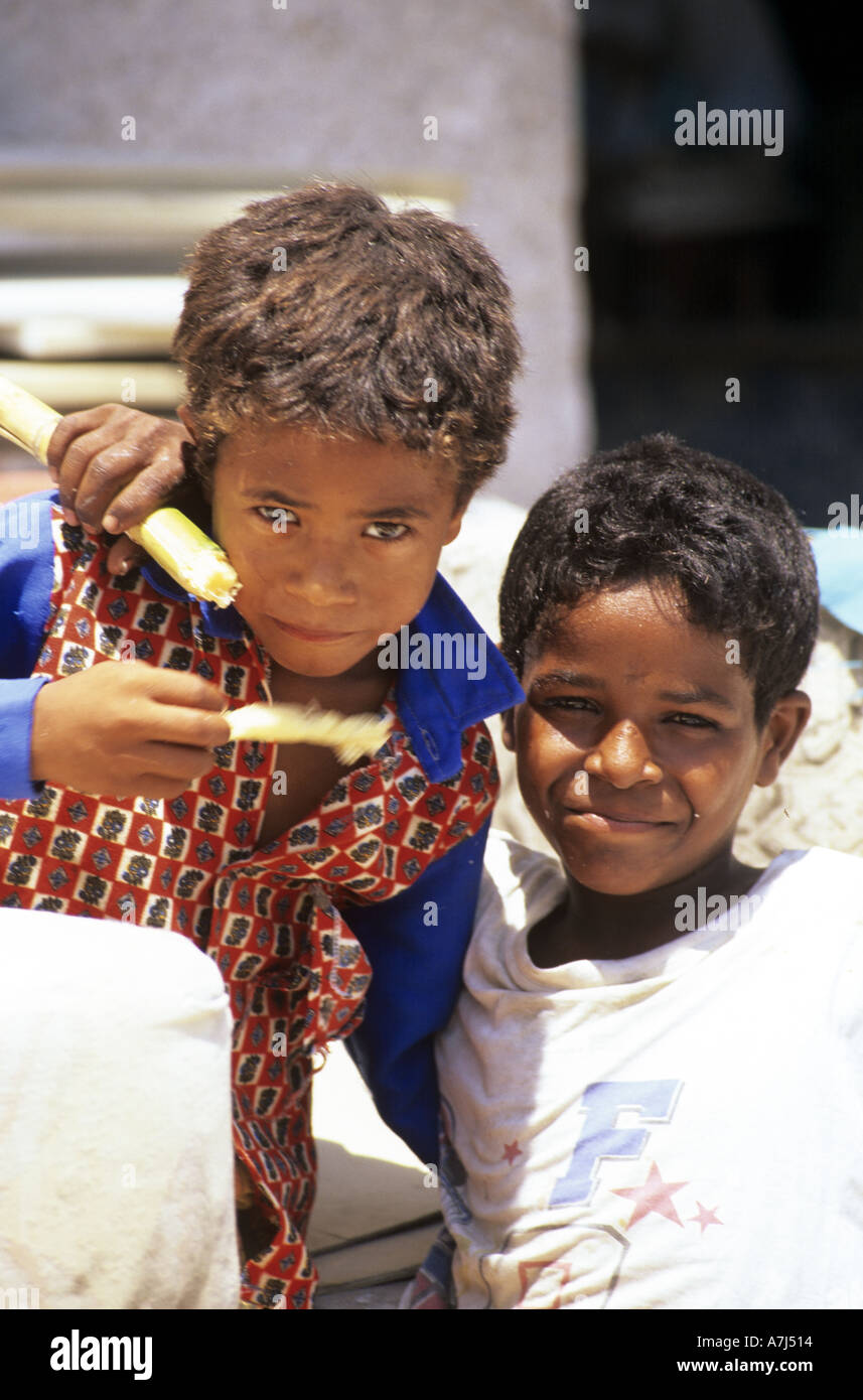 Egyptian street kids Stock Photo - Alamy