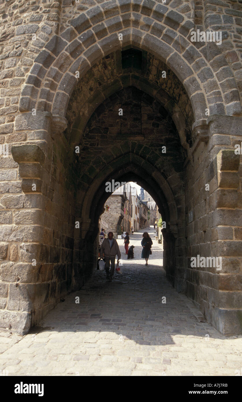 Entrance gate to Dinan, Brittany Stock Photo - Alamy