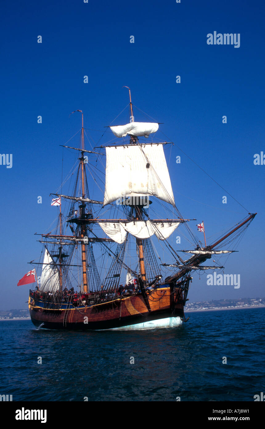 Replica of the Golden Hinde Stock Photo - Alamy