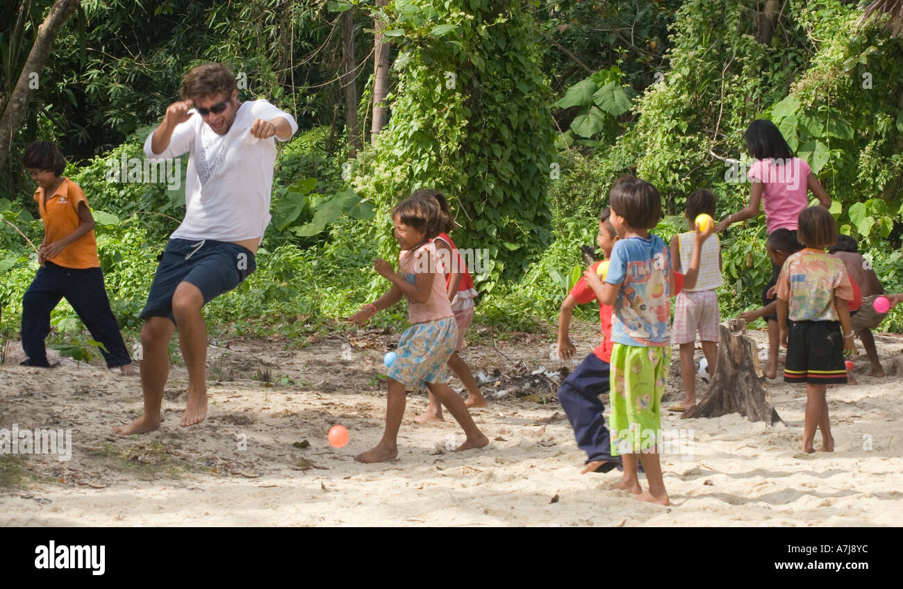 Sea gypsy kids on in hi-res stock photography and images - Alamy