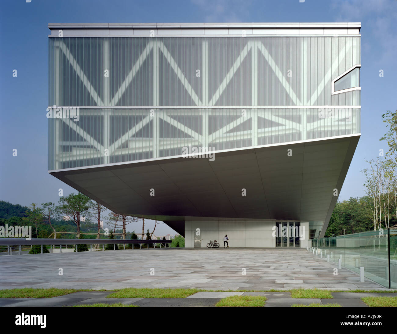 Seoul national university museum seoul hi-res stock photography and ...