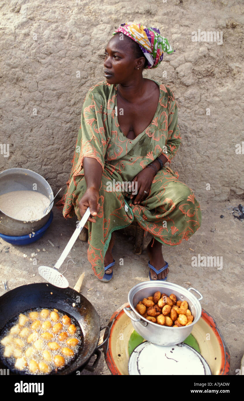 Mali malian food cuisine hi-res stock photography and images - Alamy