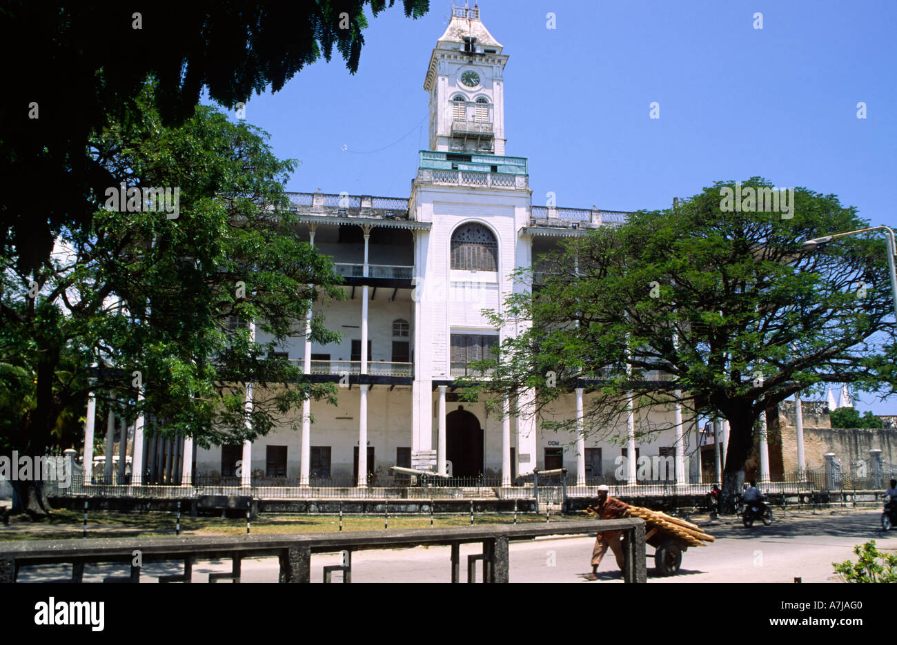 House Wonders Beit El Ajaib High Resolution Stock Photography and ...