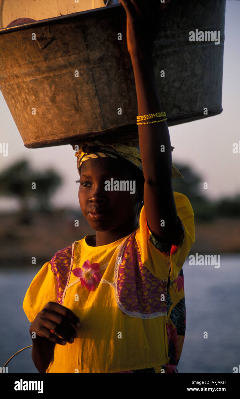 Child washing face indigenous hi-res stock photography and images - Alamy