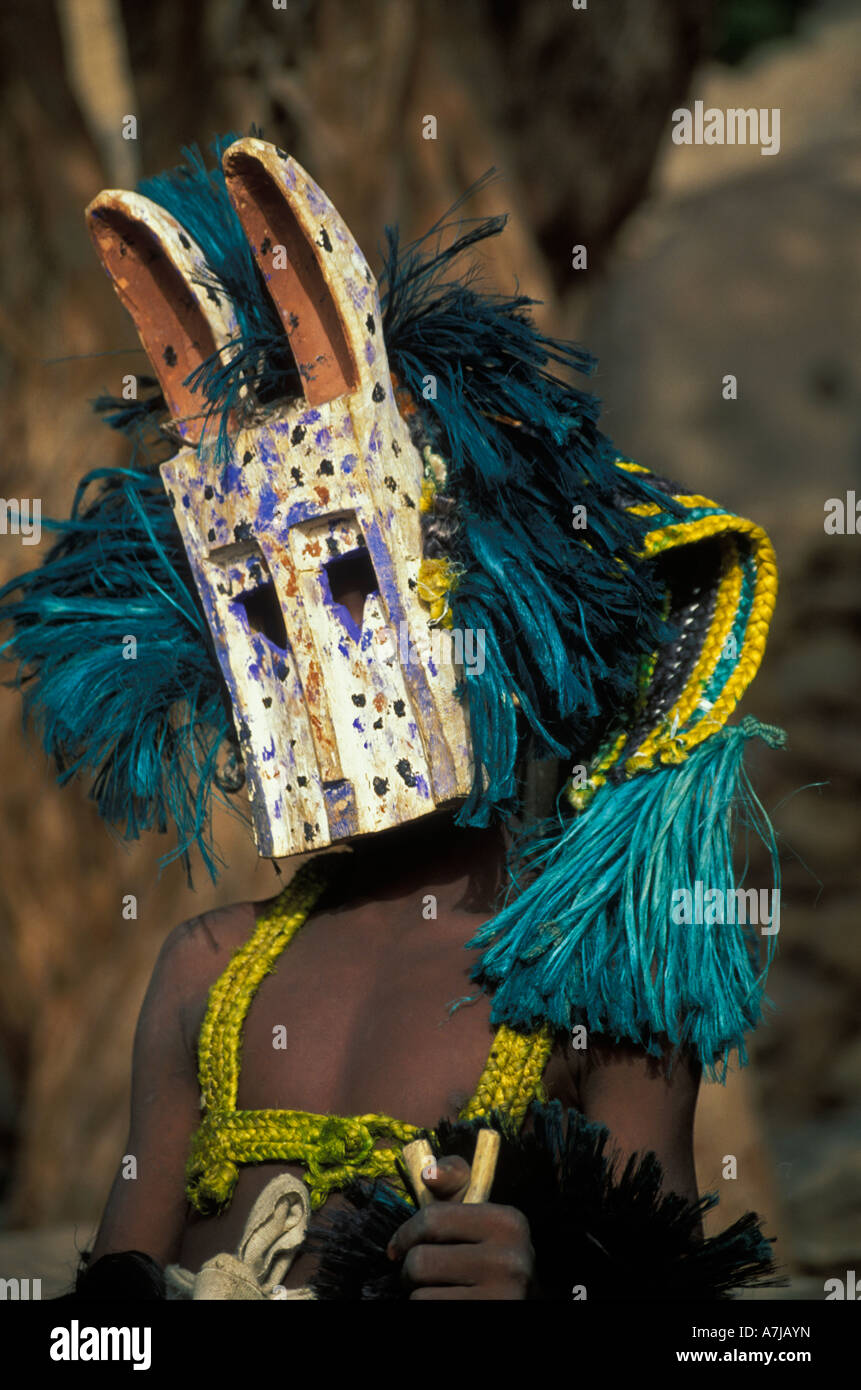 Dogon mask festival hi-res stock photography and images - Alamy