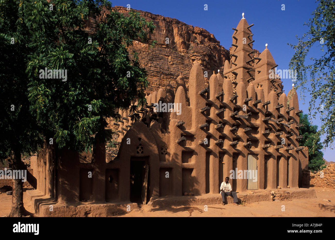 mosque, Teli village, Dogon Country, Mali Stock Photo - Alamy