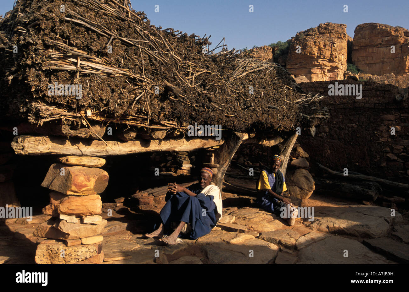 Mali songo dogon village hi-res stock photography and images - Alamy