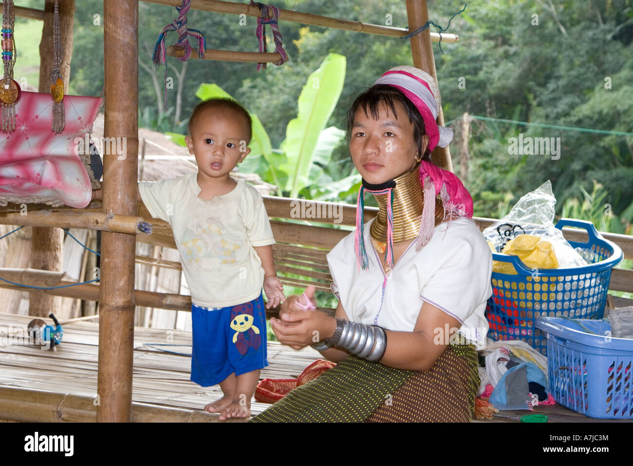 Long neck people in Shang Mai province Thailand Stock Photo - Alamy