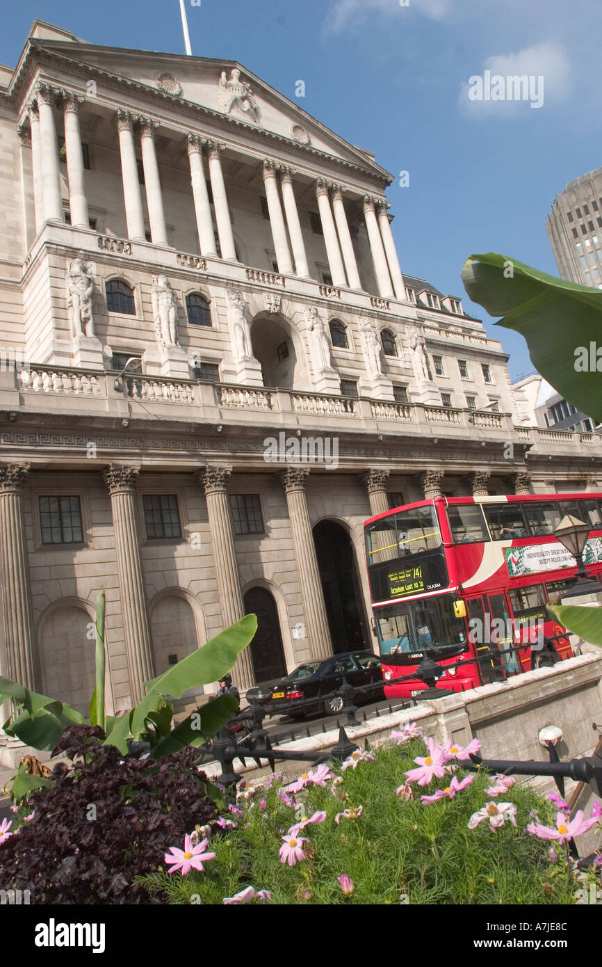 The Bank of England, Threadneddle Street in the City of London The Old ...