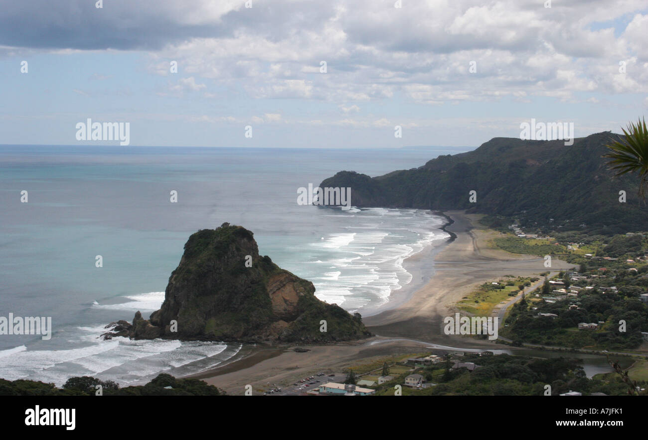 Maori pa beach hi-res stock photography and images - Alamy
