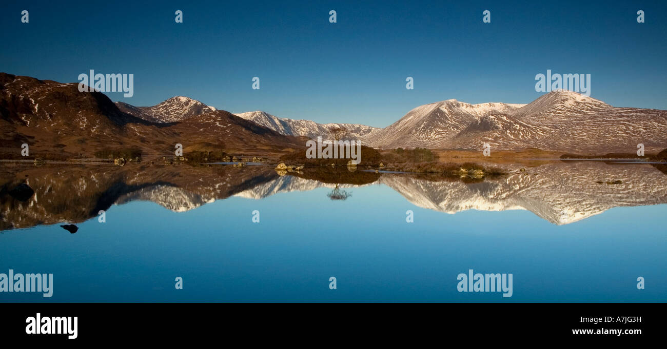 Lochan na h achlaise glencoe highland hi-res stock photography and ...