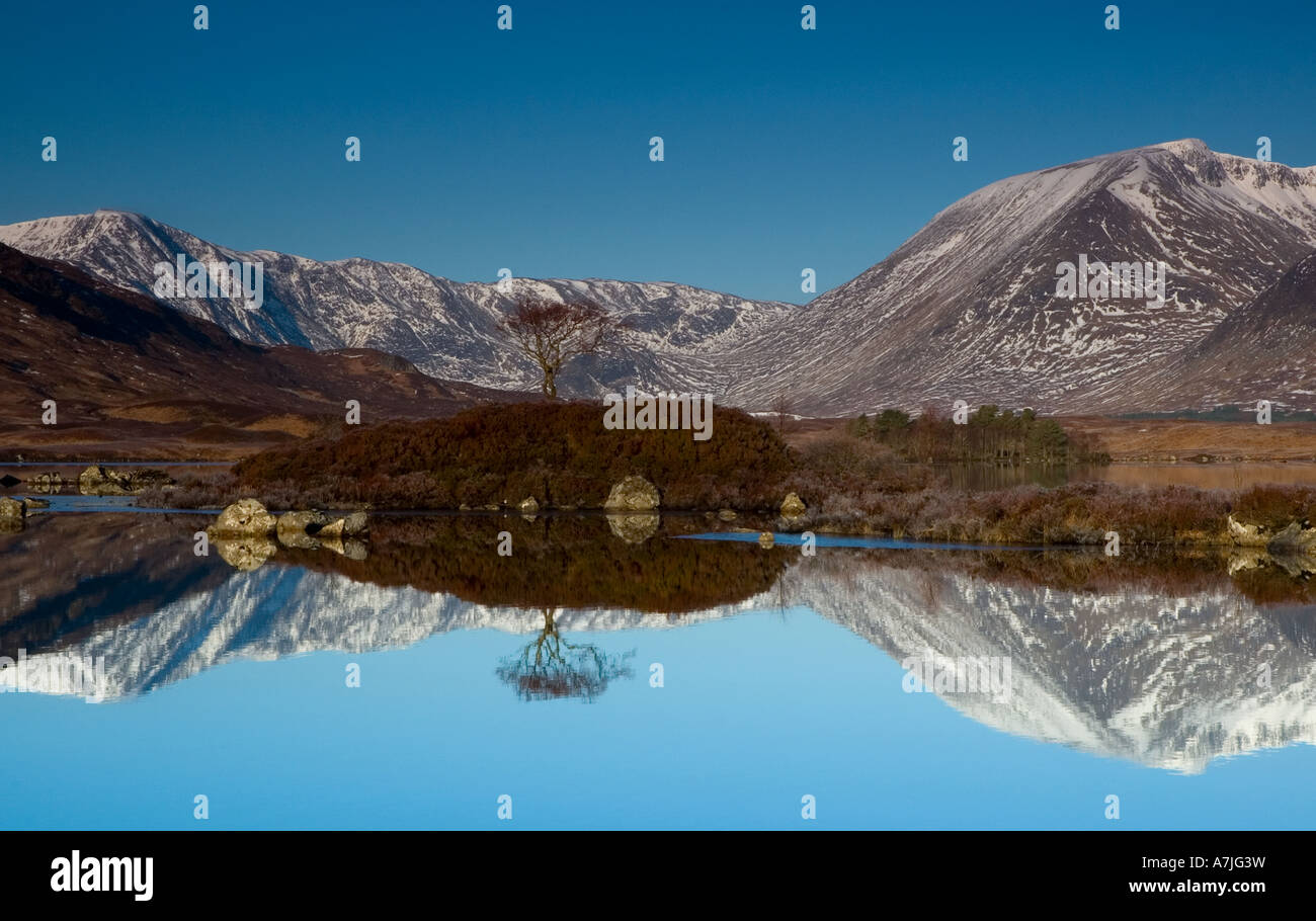 Lochan na h achlaise glencoe highland hi-res stock photography and ...
