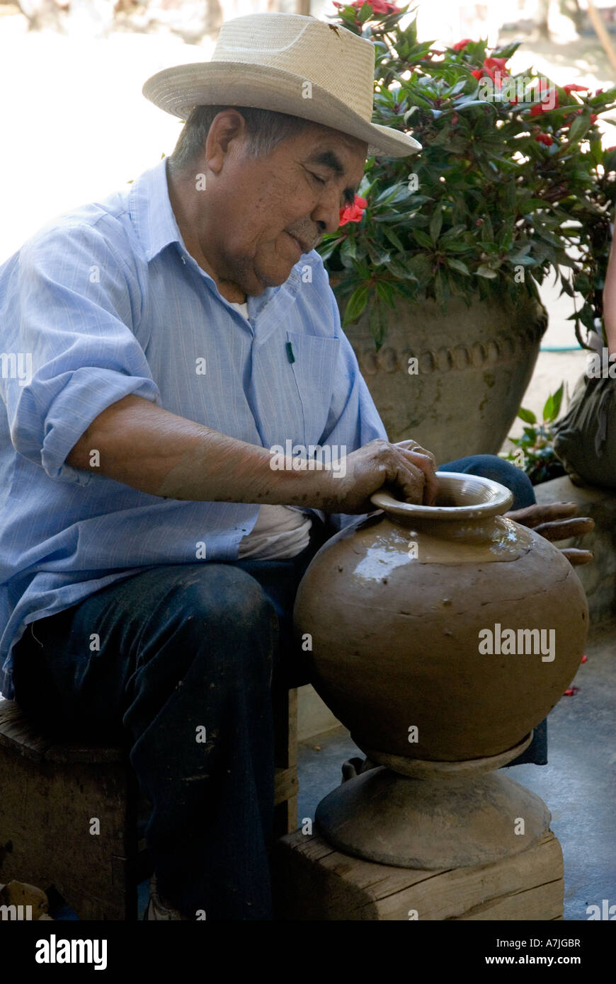 Old man build the Black Pottery of San Bartolo Coyotepec Oaxaca ...
