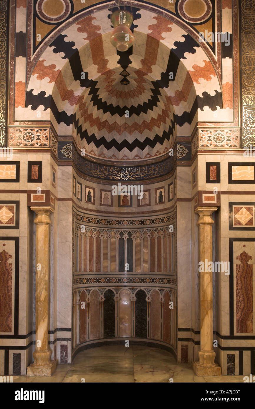 Al-Rifa'i Mosque, Cairo. 1869-1912. Alcove Stock Photo - Alamy