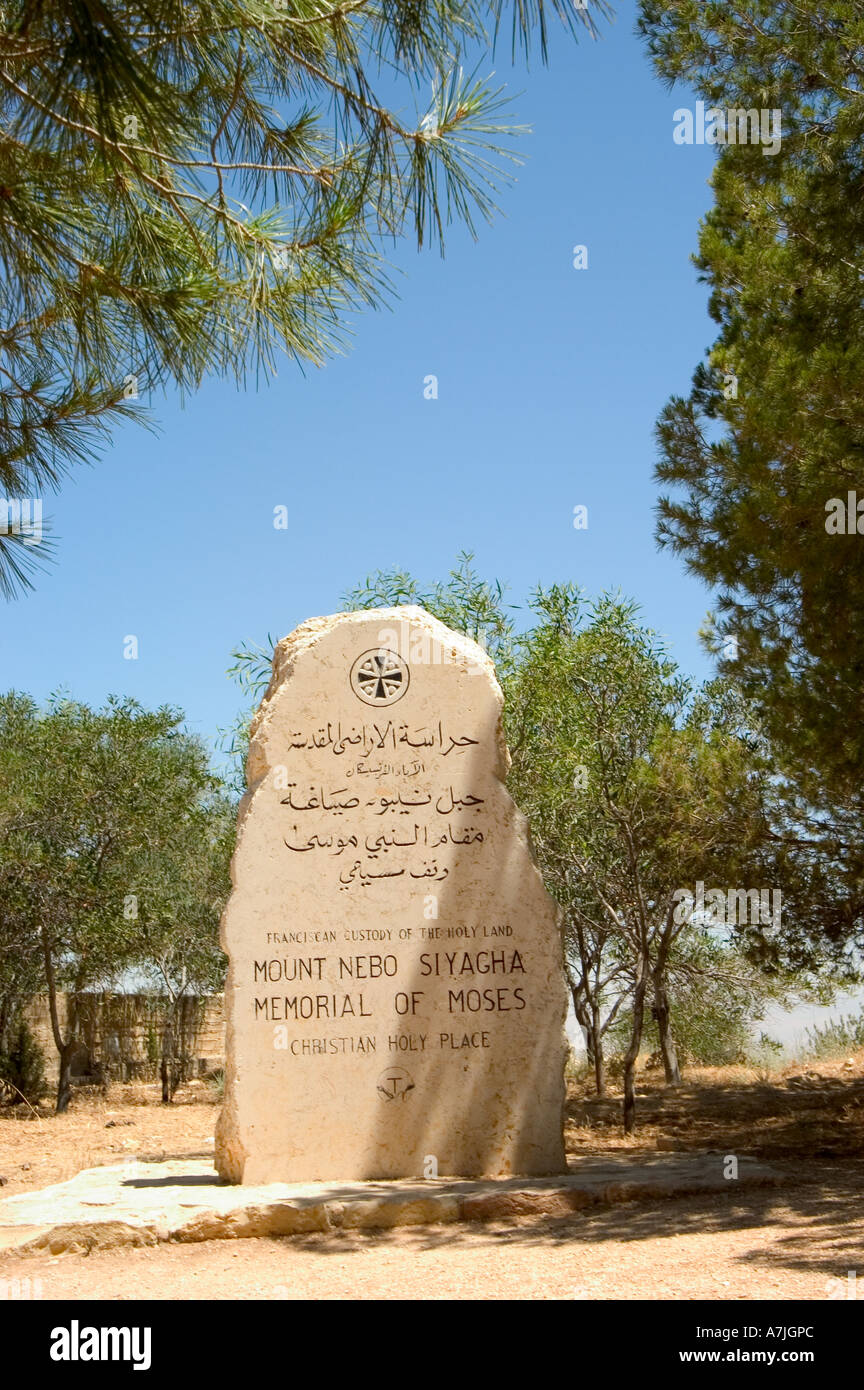 East bank plateau hi-res stock photography and images - Alamy