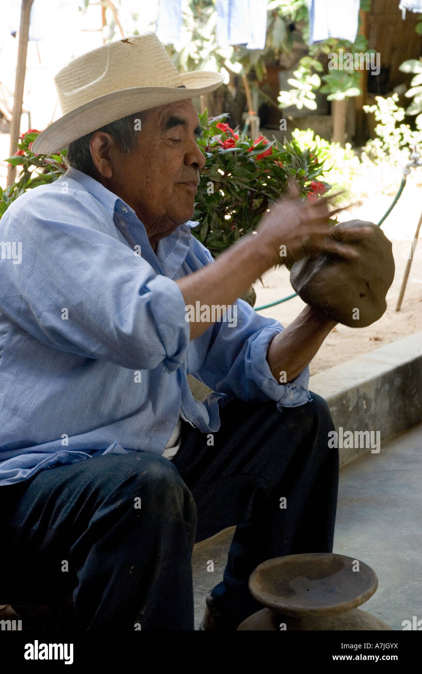 Old man build the Black Pottery of San Bartolo Coyotepec Oaxaca ...