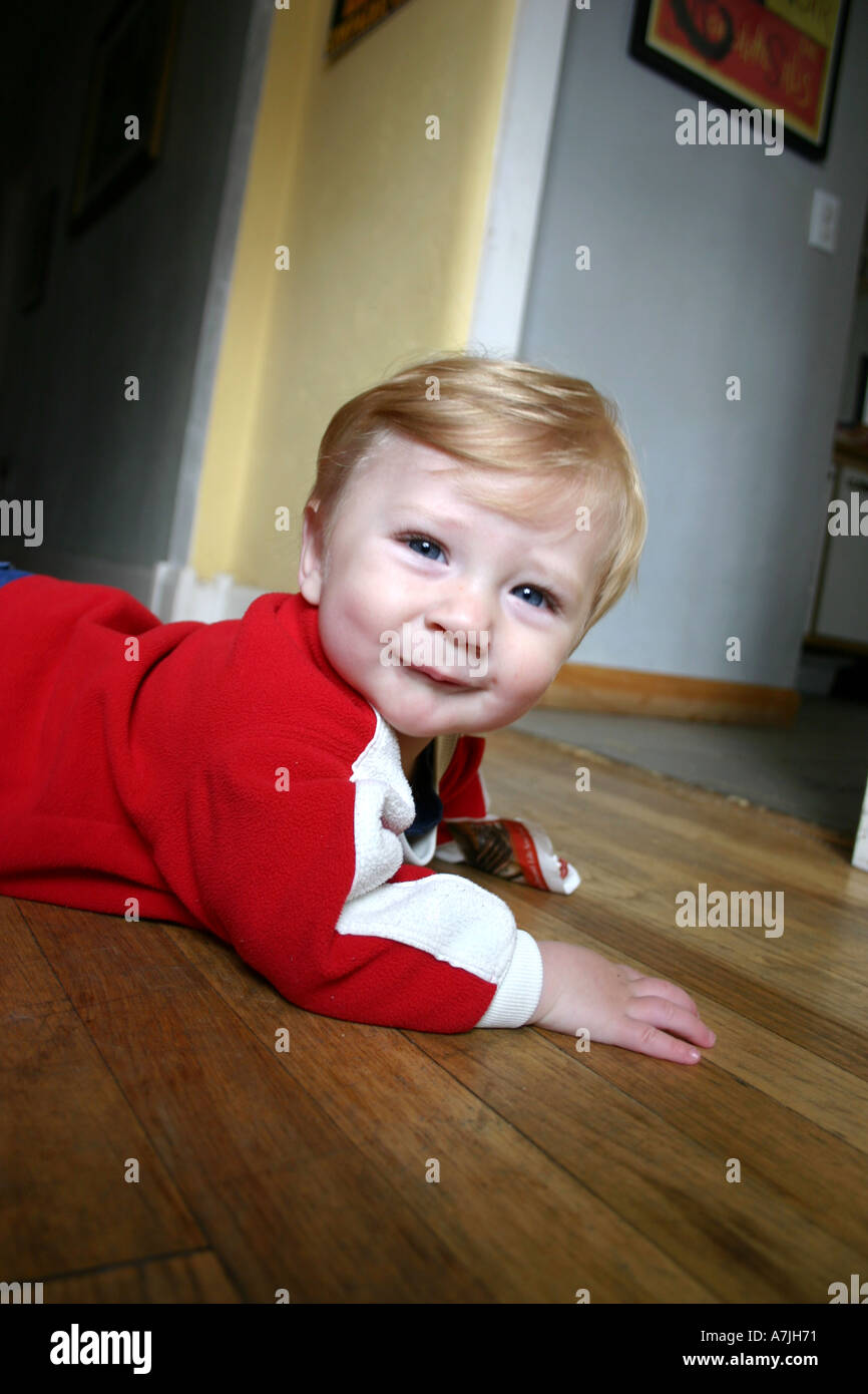 Crawl development learning hi-res stock photography and images - Alamy