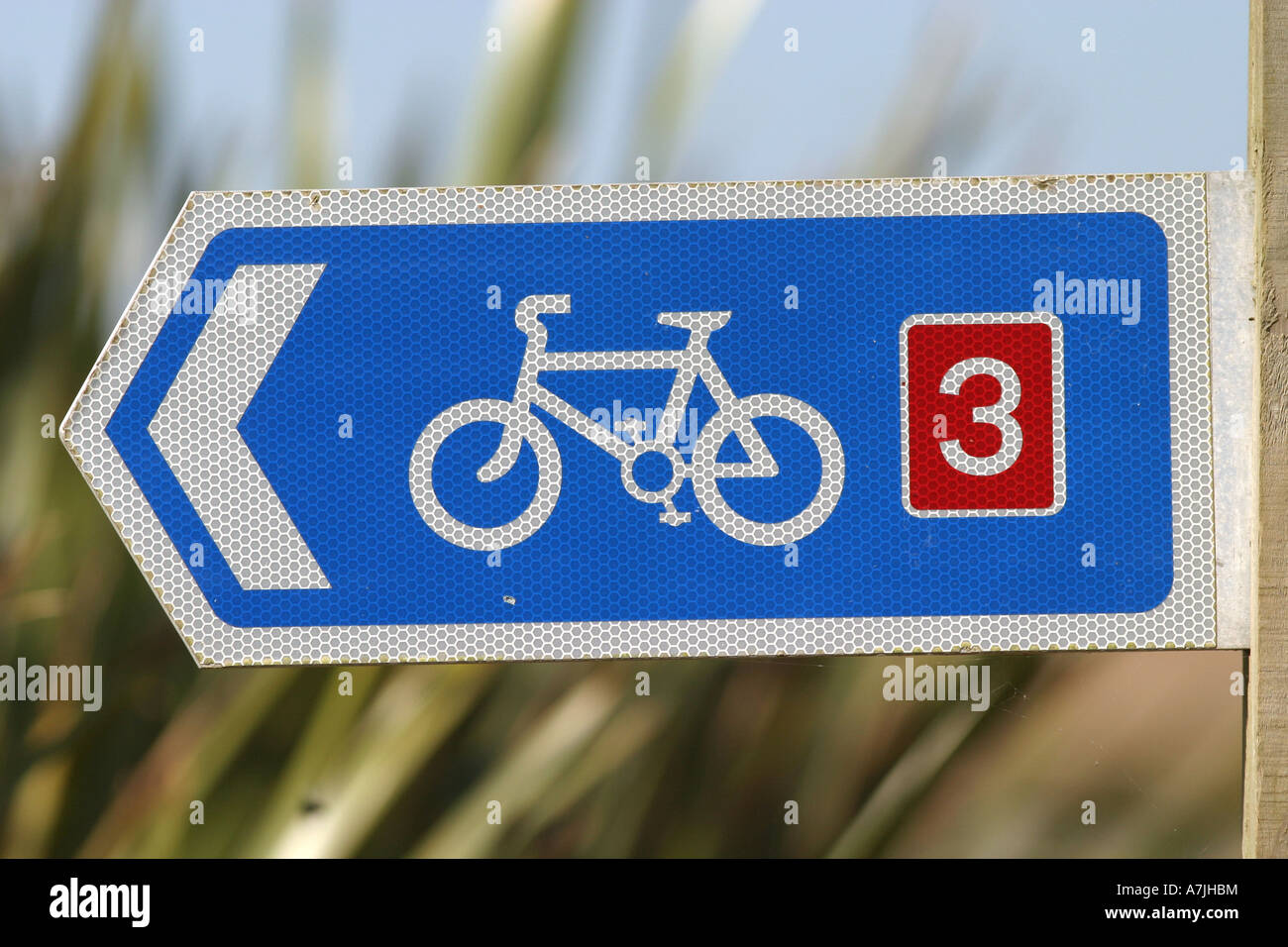 Cycle path sign Cornwall UK Stock Photo - Alamy