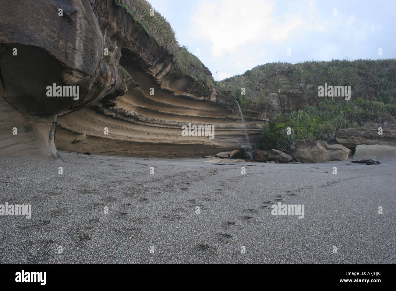 Beach at Punakaiki Stock Photo - Alamy