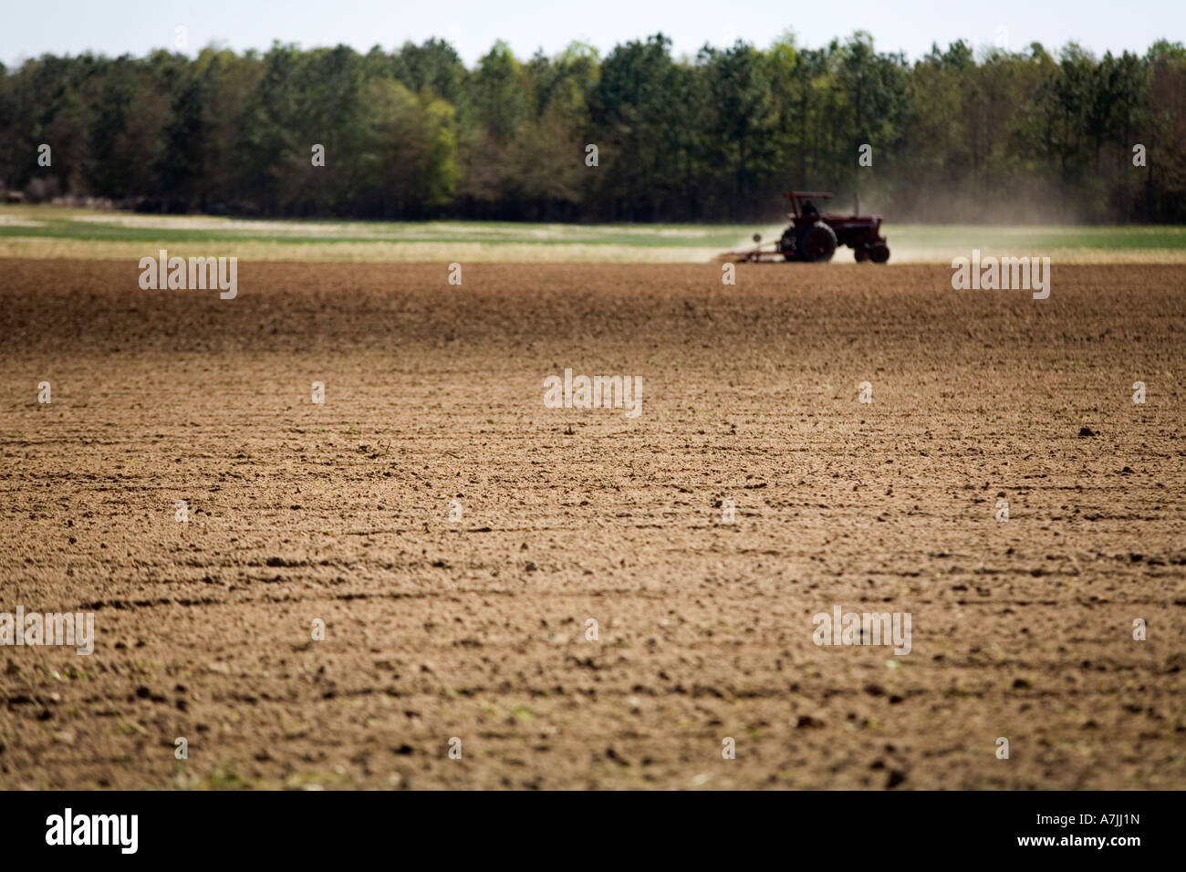 Dirt tract hi-res stock photography and images - Alamy