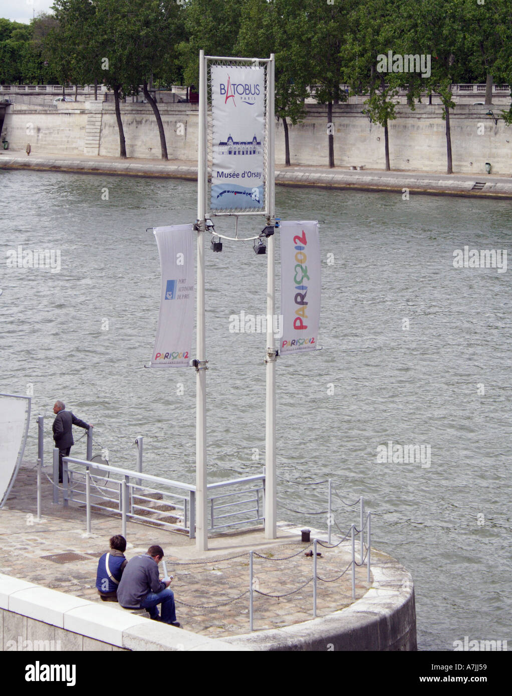 Batobus stop at Musee d Orsay Paris France Stock Photo - Alamy