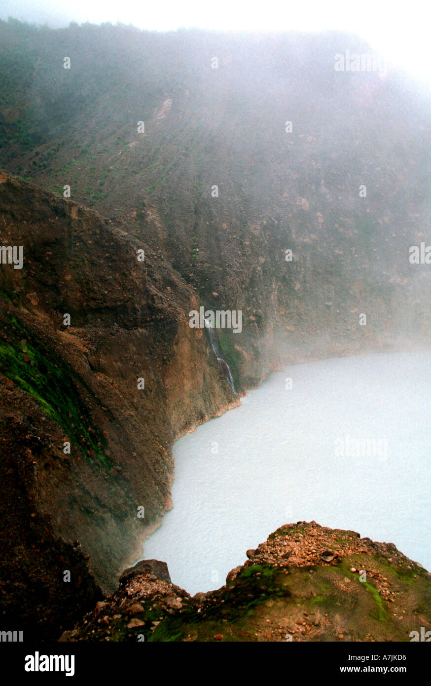 Dominica boiling lake hi-res stock photography and images - Alamy