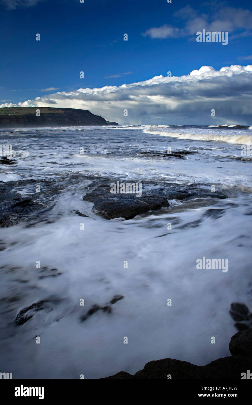 Staithes yorkshire surf hi-res stock photography and images - Alamy