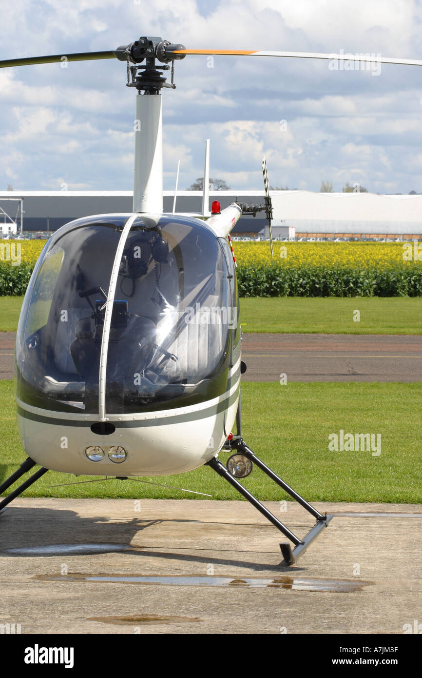 Helipad england hi-res stock photography and images - Alamy