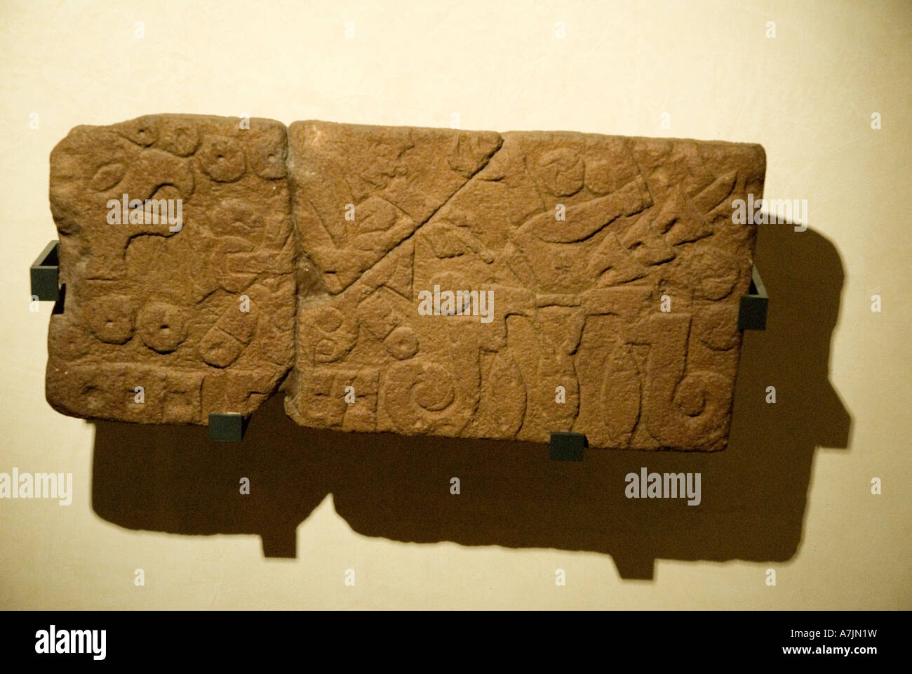 Antique mayan relic Stock Photo - Alamy