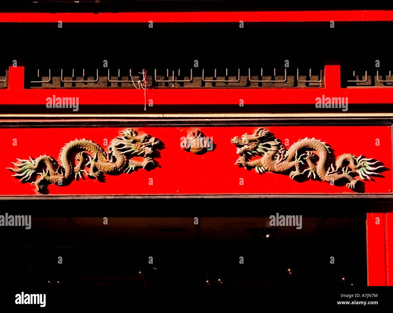 Doorway dragons hi-res stock photography and images - Alamy