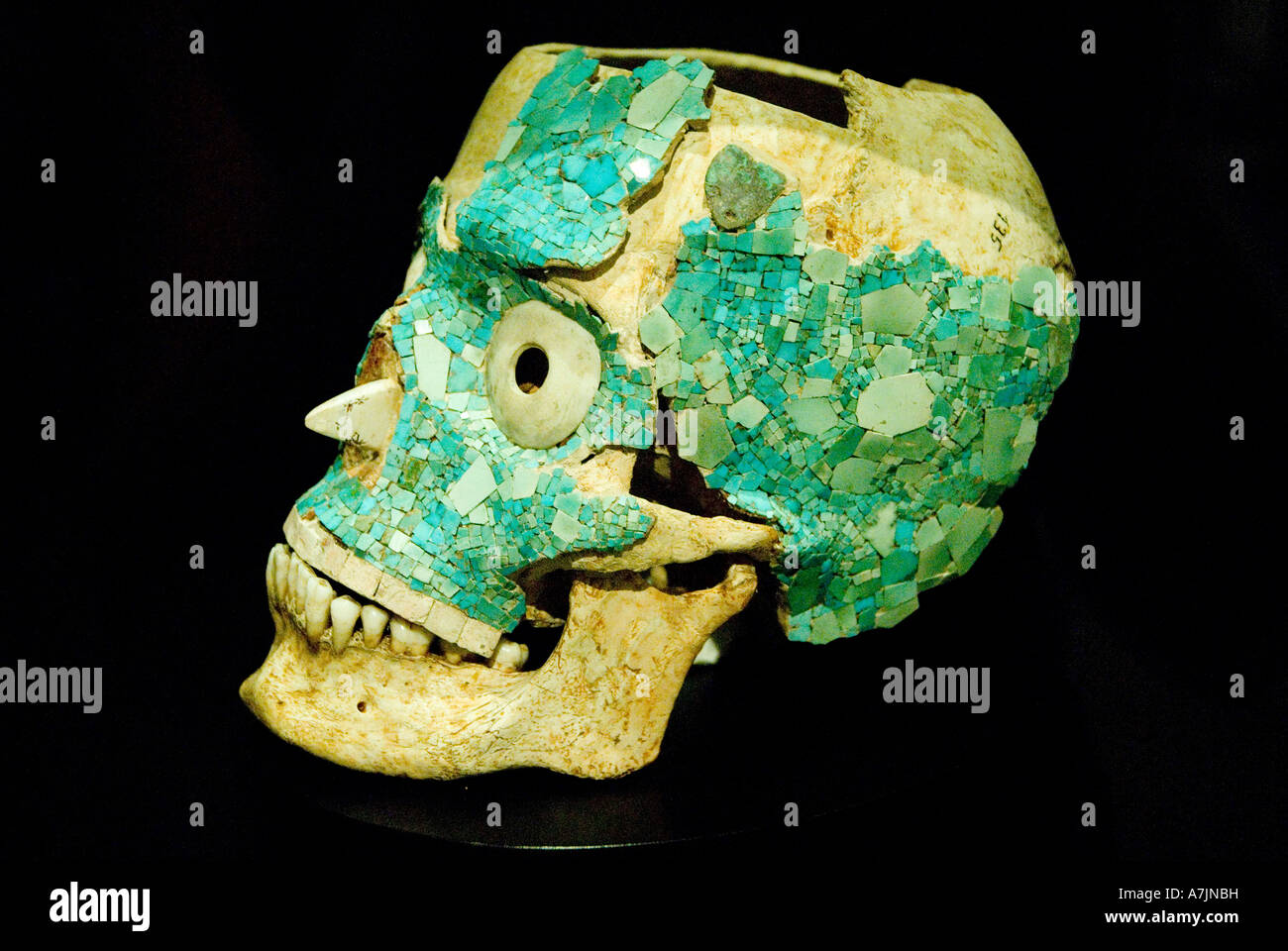 Mesoamerican jade hi-res stock photography and images - Alamy