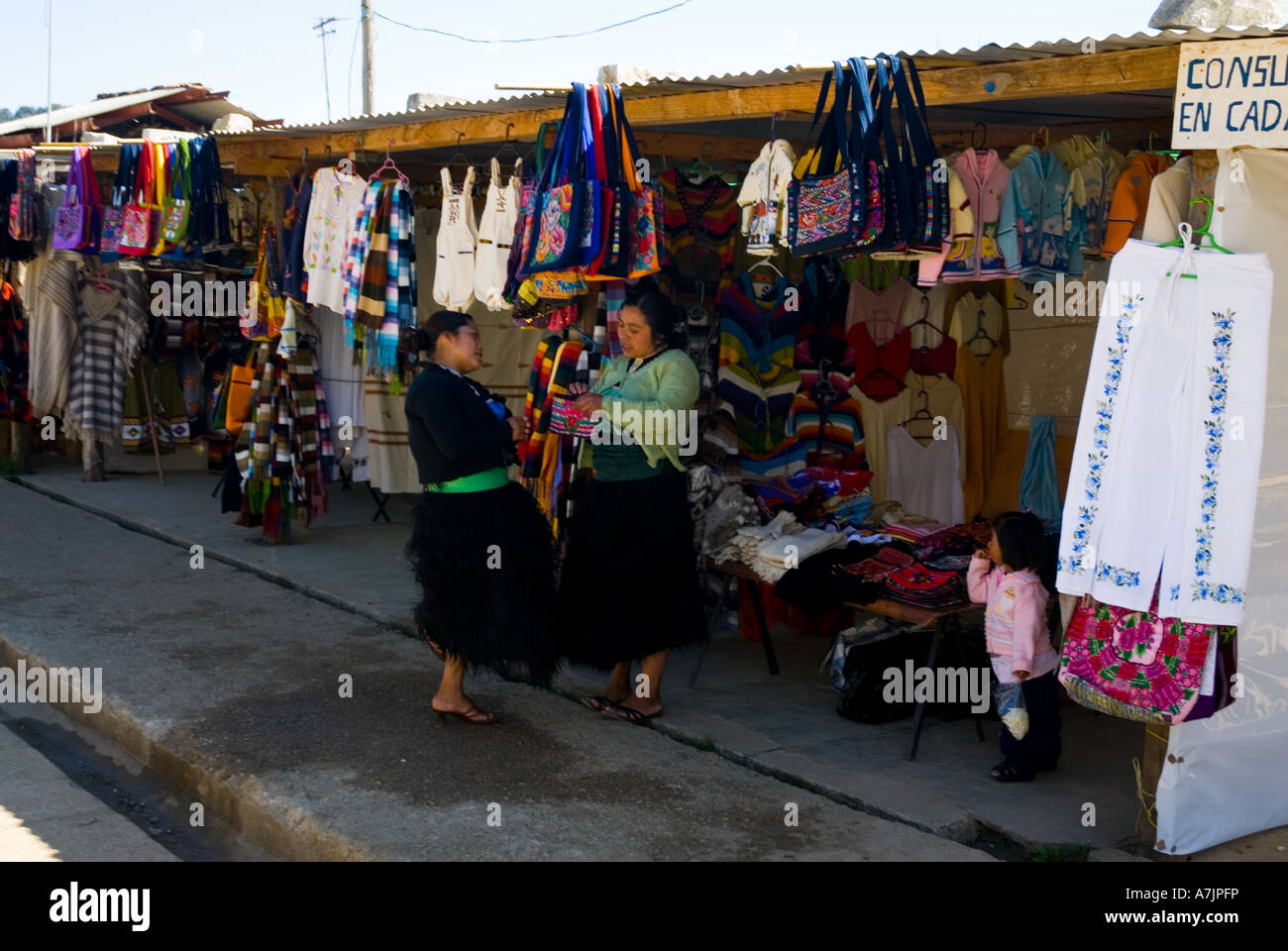 san juan chamula tourist market- chiapas - mexico Stock Photo - Alamy