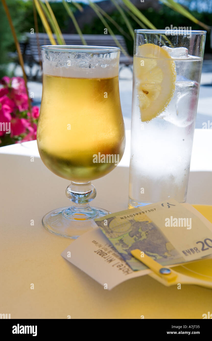 Beer gin tonic hi-res stock photography and images - Alamy