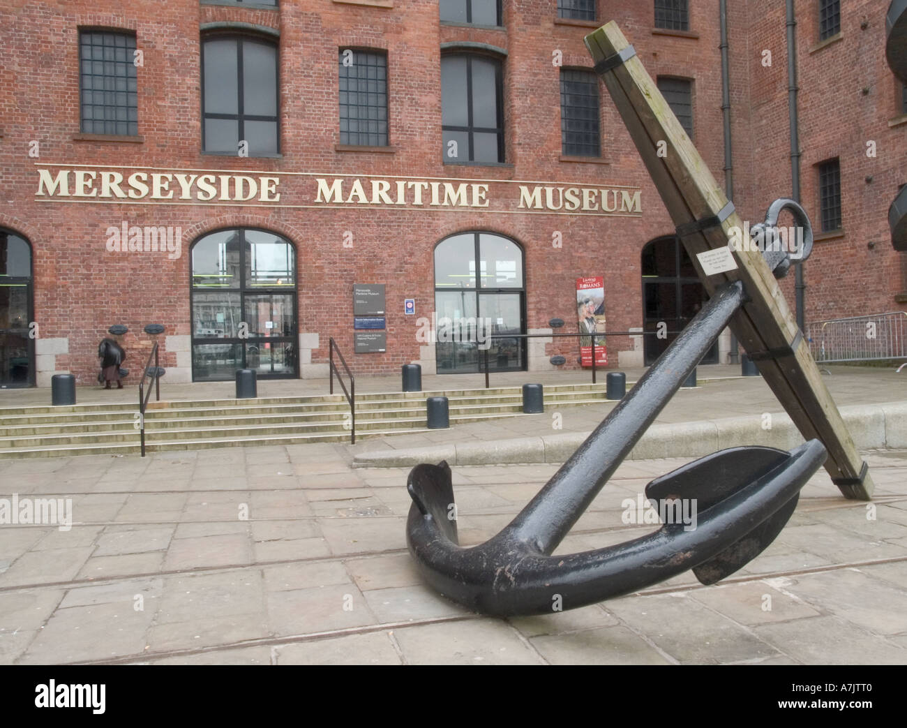 Kedge admiralty anchor hi-res stock photography and images - Alamy
