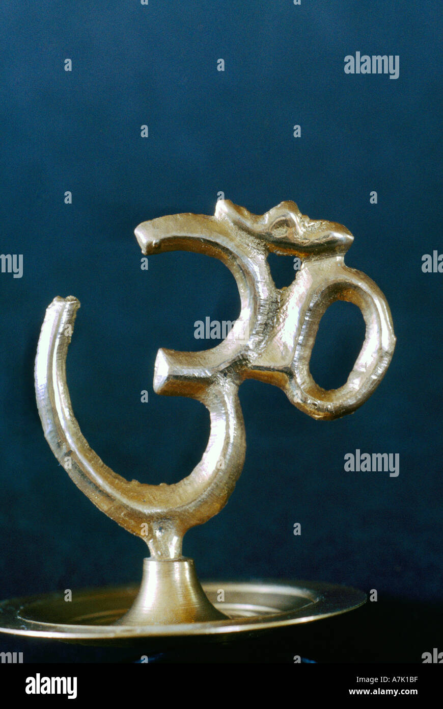 Om Symbol aum Stock Photo - Alamy