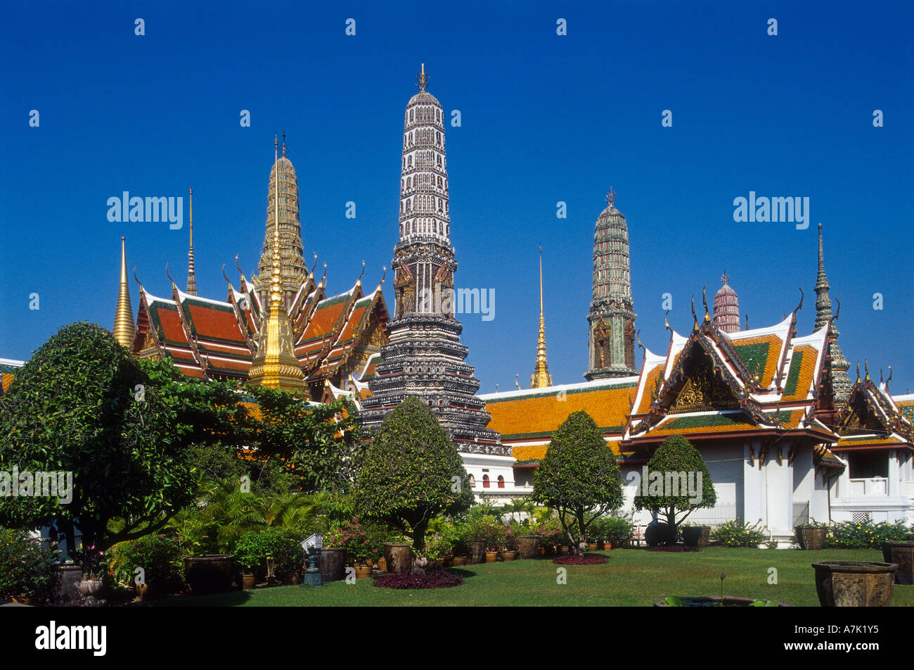 Grand Palace, Wat Phra Keo, Royal Pantheon Stock Photo - Alamy