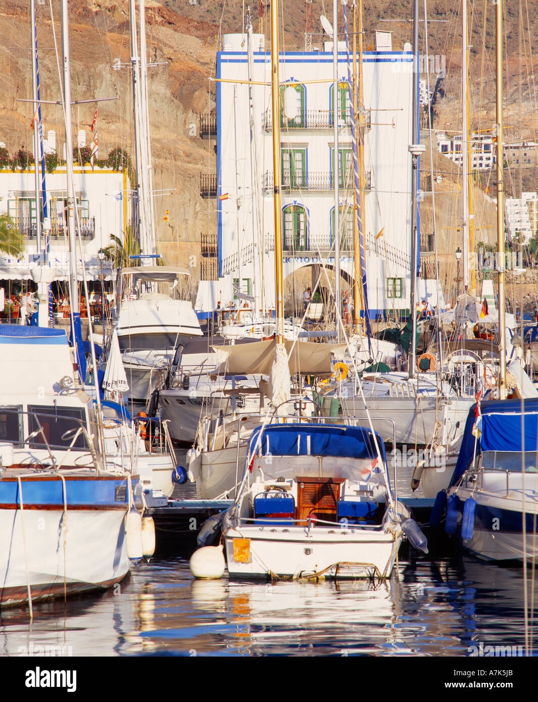 Canaries mogan marina yacht harbour hi-res stock photography and images ...
