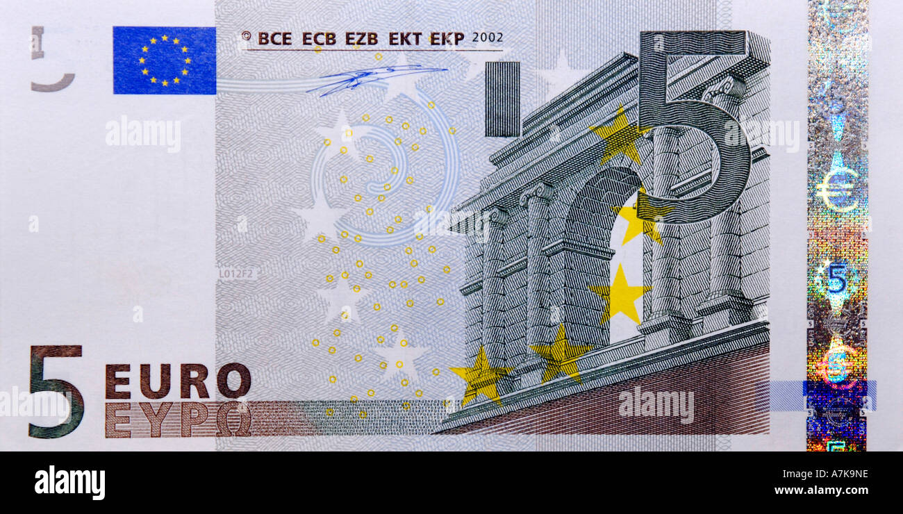 5 Euro note against a white background Stock Photo - Alamy