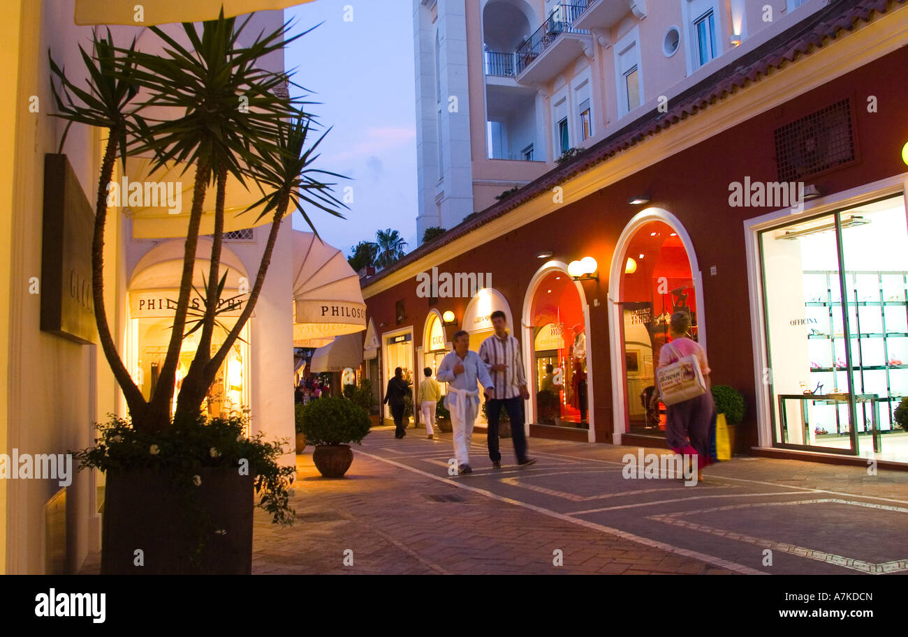 Evening shopping Capri Italy Stock Photo - Alamy
