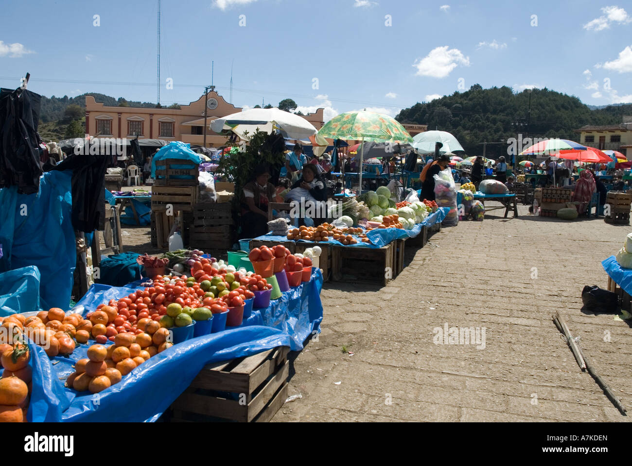 San Juan Chamula market of fruits - Chiapas - Mexico Stock Photo - Alamy