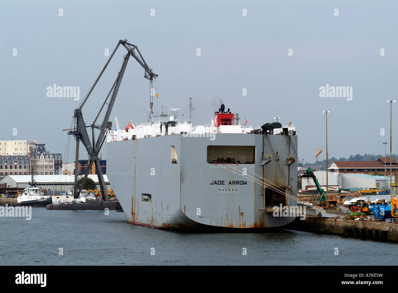 Jade Arrow the RoRo vehicle carrier capable of carrying 4200 cars On ...
