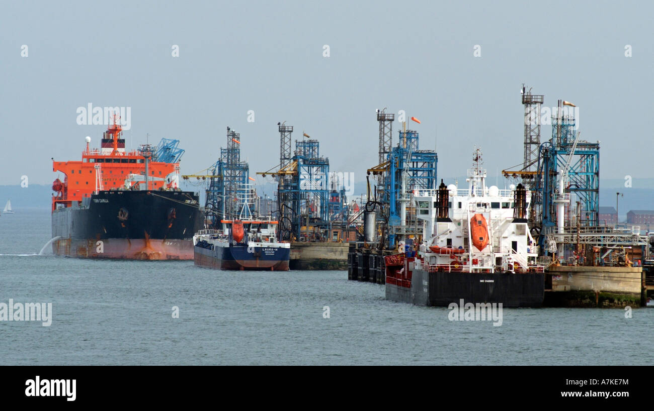 Fawley refinery marine terminal hi-res stock photography and images - Alamy