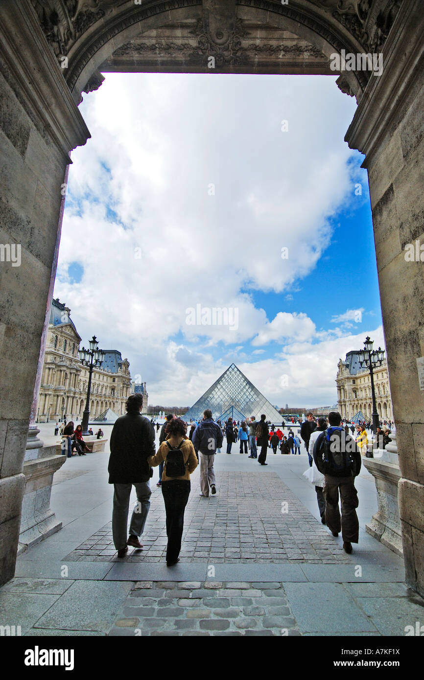 Entrance lobby louvre museum paris hi-res stock photography and images ...