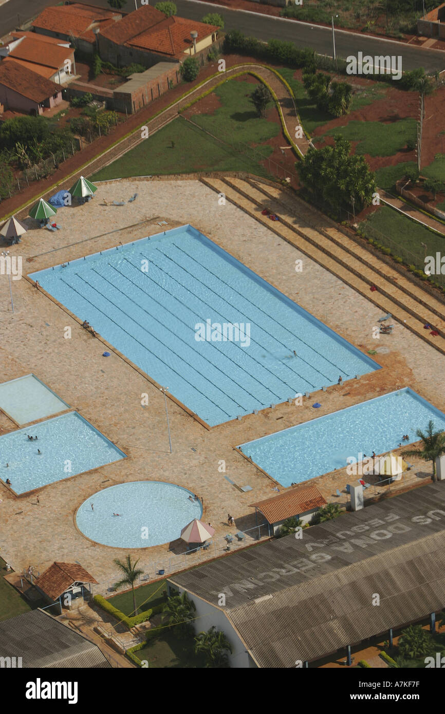 Ariel view swimming pools hi-res stock photography and images - Alamy